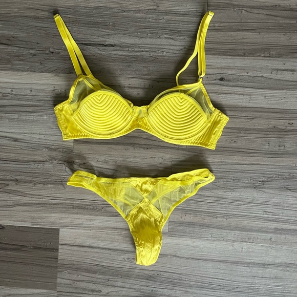 Fleur du Mal | Intimates & Sleepwear | Fleur Du Mal Yellow Topstitch ...